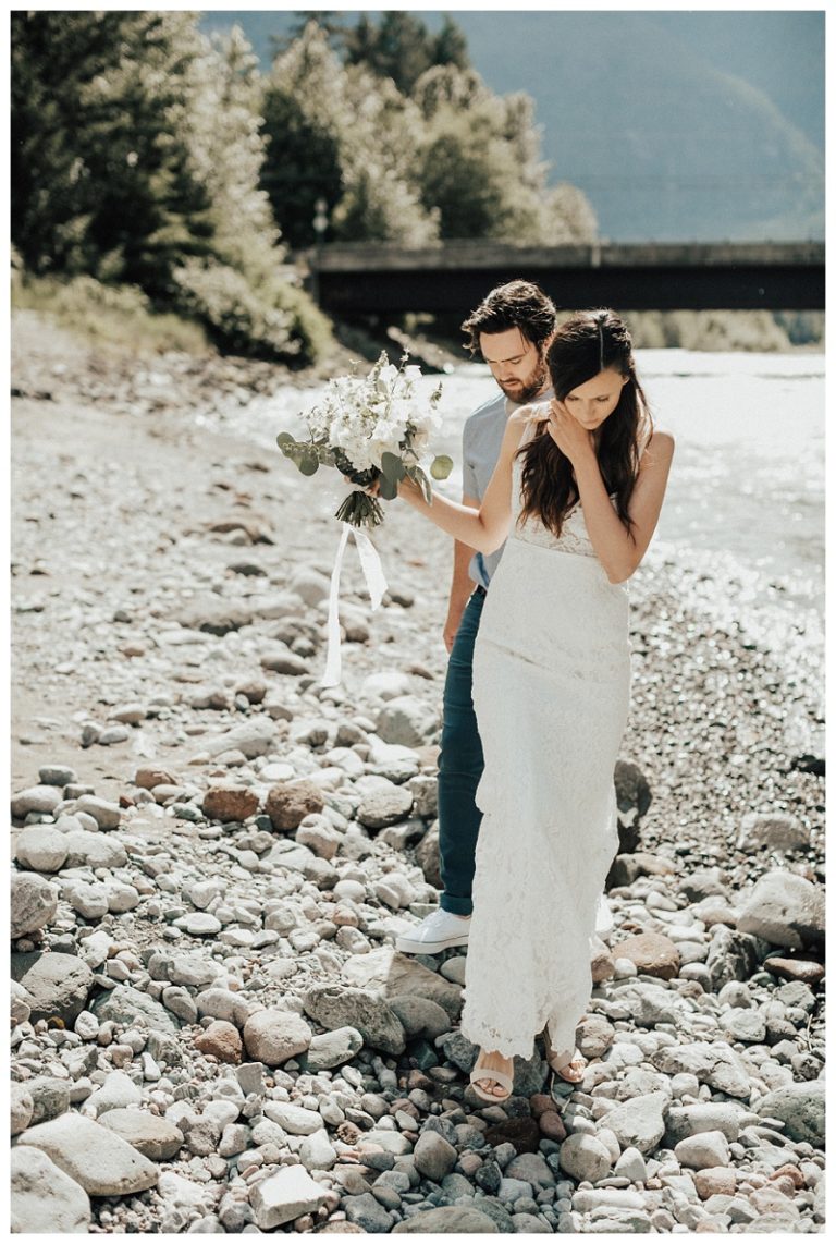 Lloyd and Jessie // Sunwolf Cabins Squamish Intimate Wedding - taliah ...